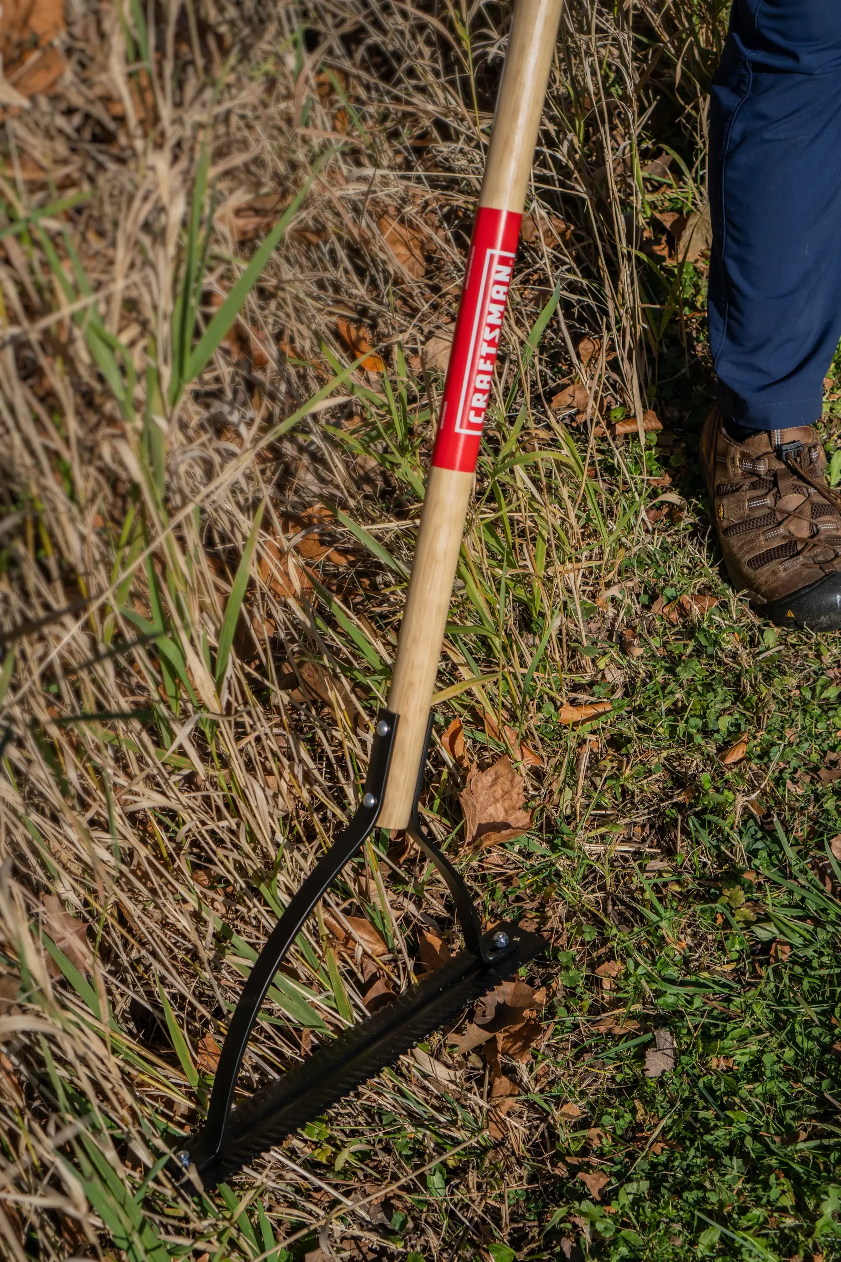 CRAFTSMAN Long-Handle Grass Weed Cutter